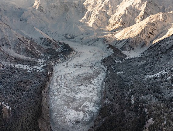 Gilgit-Baltistan Trekking Tours | Moving Mountains